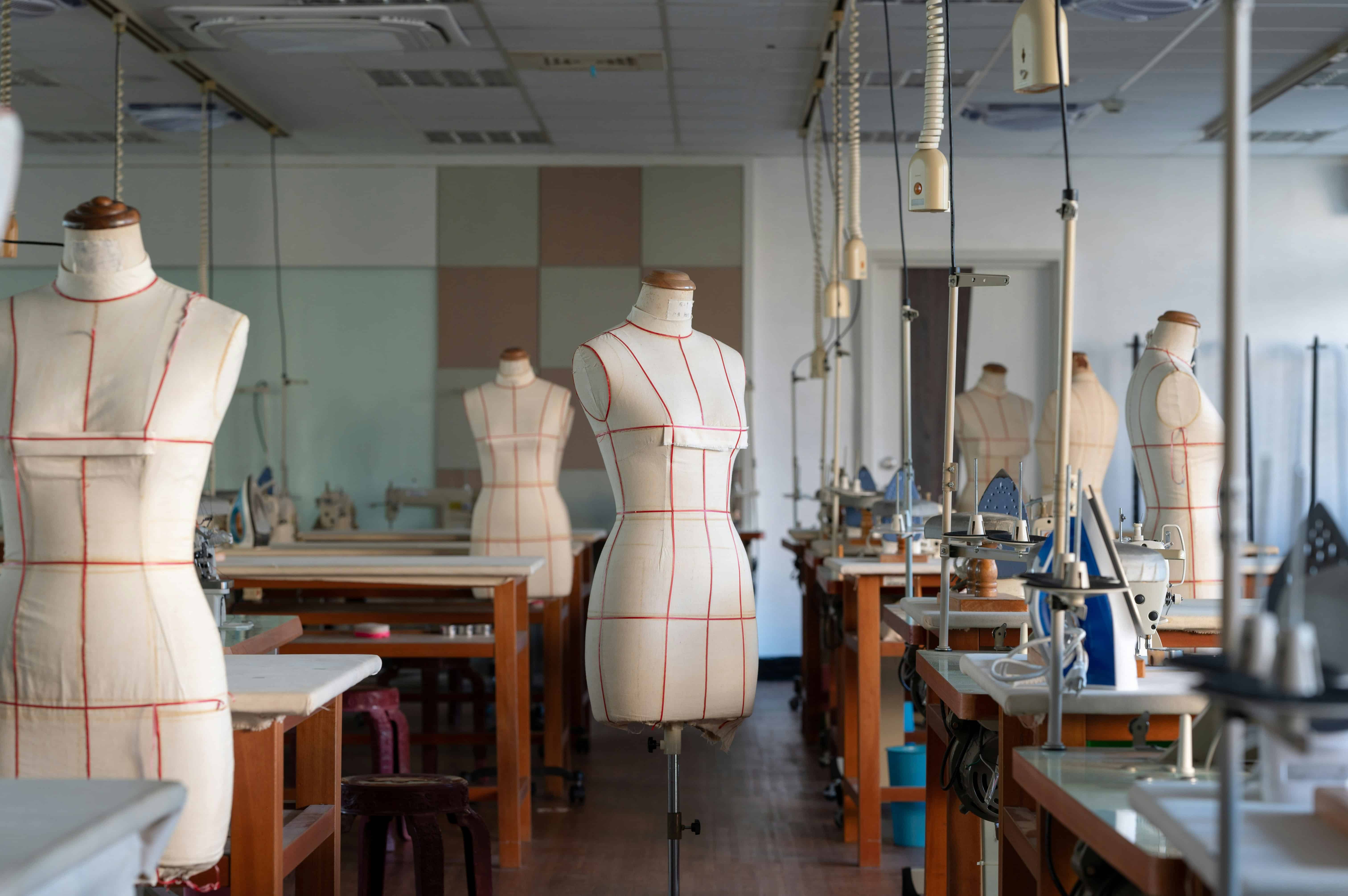 The Psychology of Color in African Art and Fashion | Katapila Kakkun